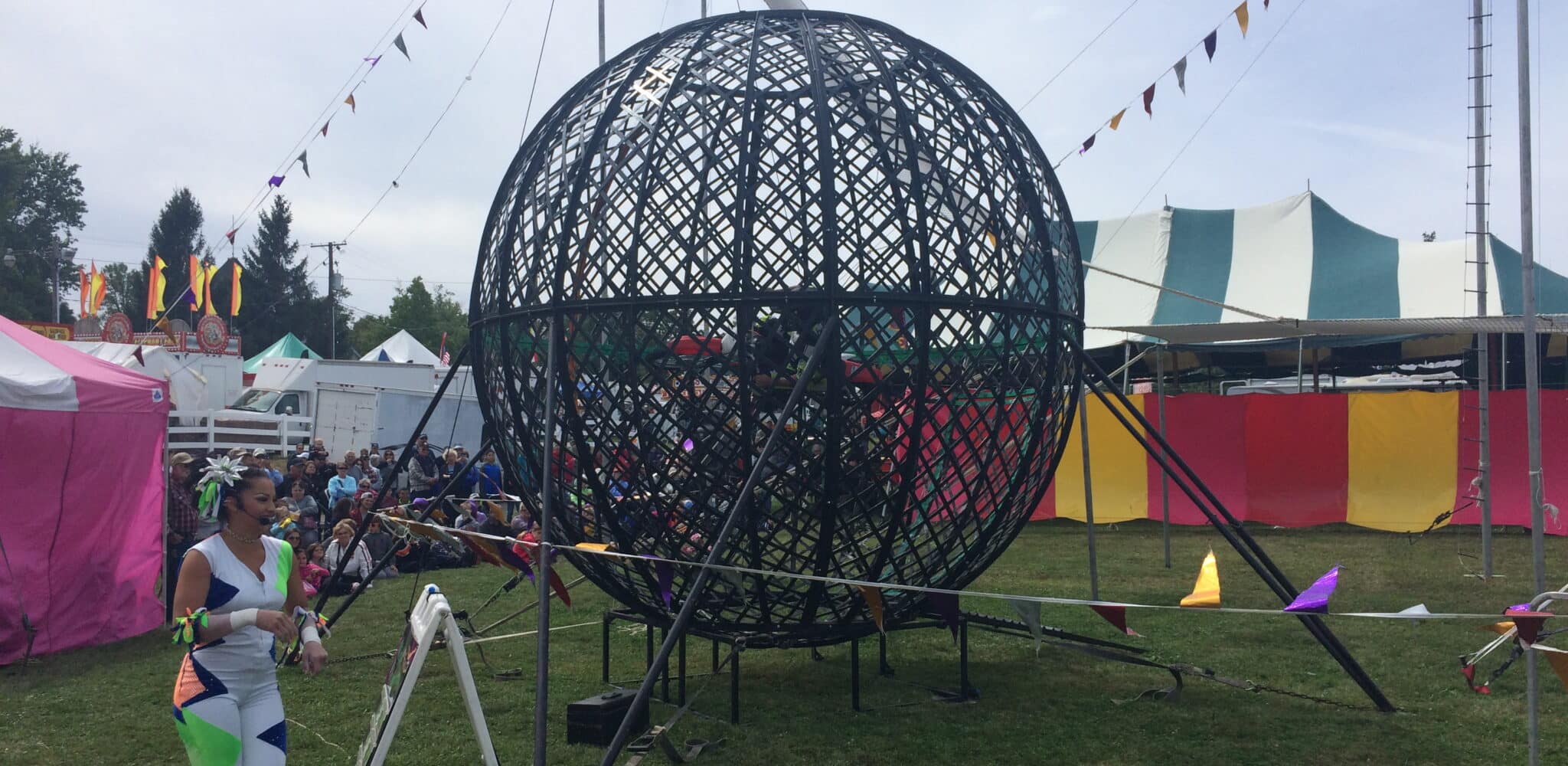 High Flying Pages Take Flight at Fair | Geauga County Maple Leaf