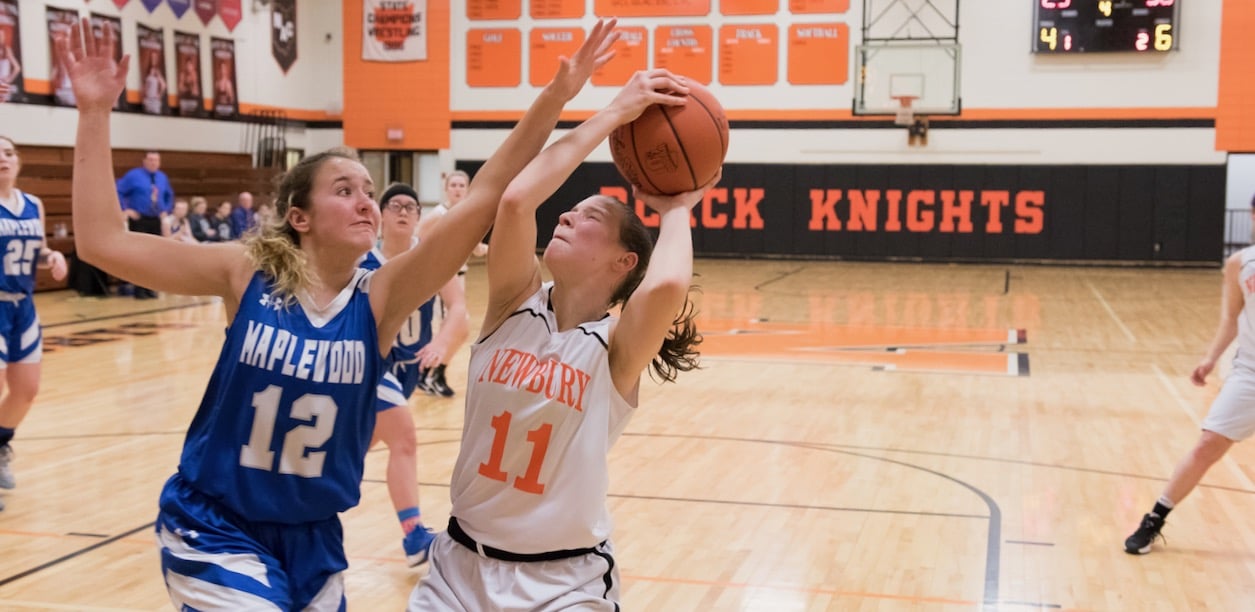 Maplewood Rockets Burst on Black Knights | Geauga County Maple Leaf