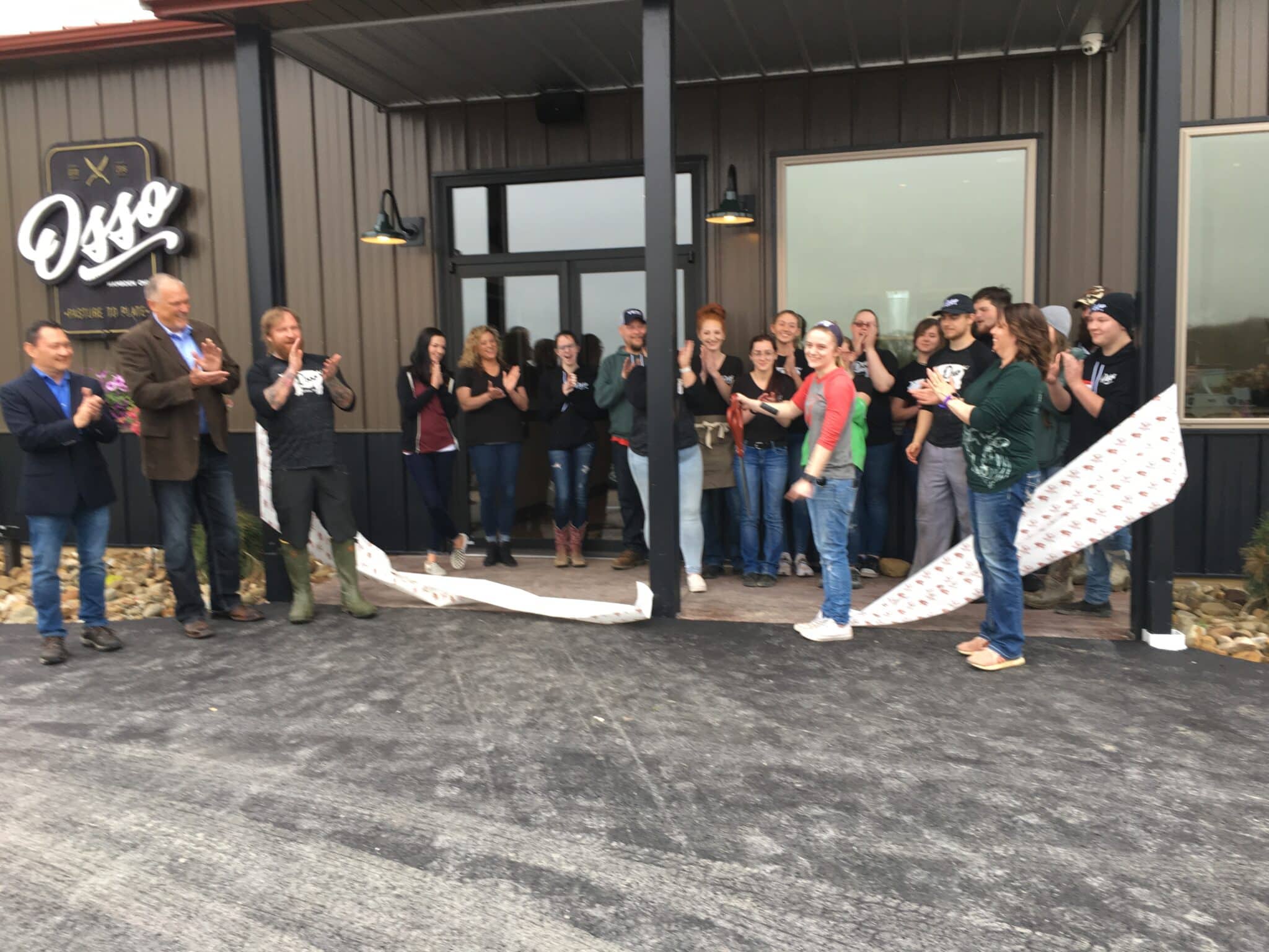 Osso Holds Grand Opening | Geauga County Maple Leaf