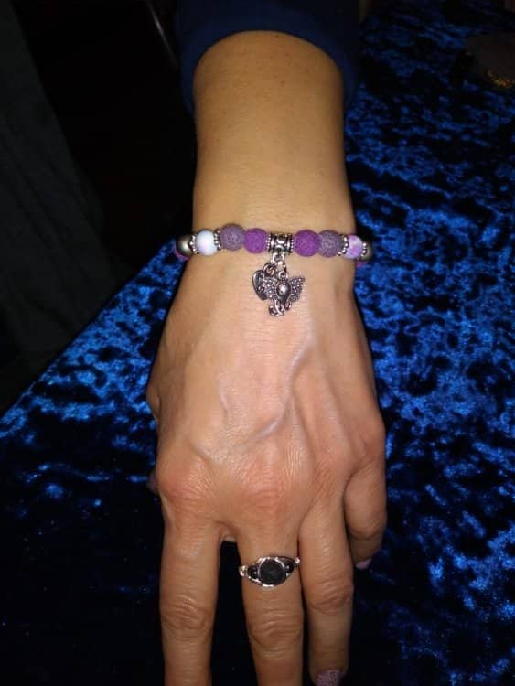 Sip-n-Sniff Bracelet Workshop Rocks in Newbury | Geauga County Maple Leaf