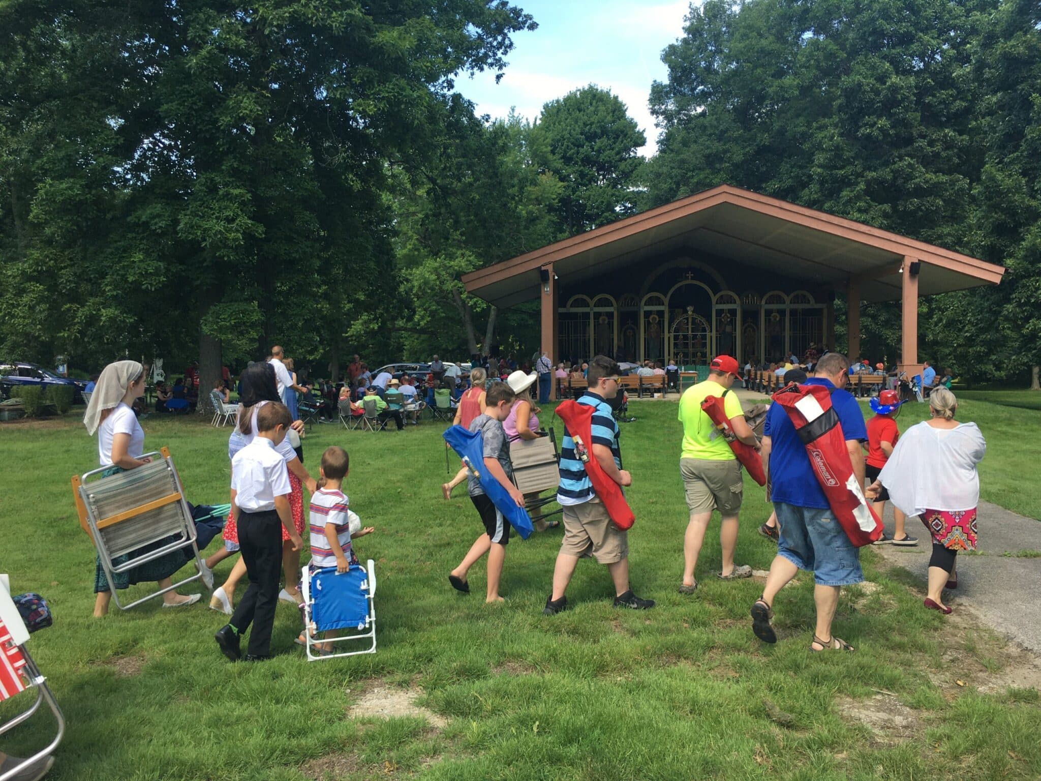 Church Honors Retiring Pastor, Welcomes Successor | Geauga County Maple ...