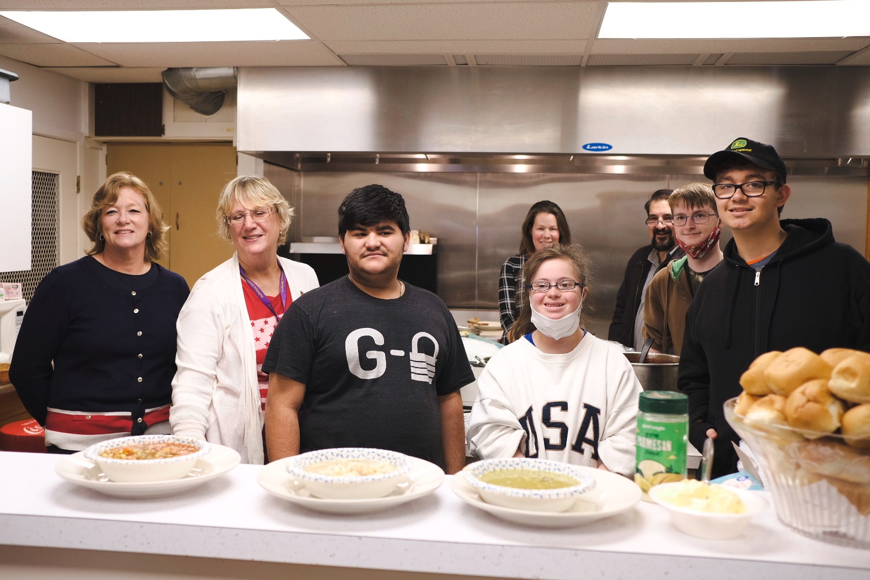 Berkshire Schools’ Badger Lab Serves Lunch to Veterans | Geauga County ...