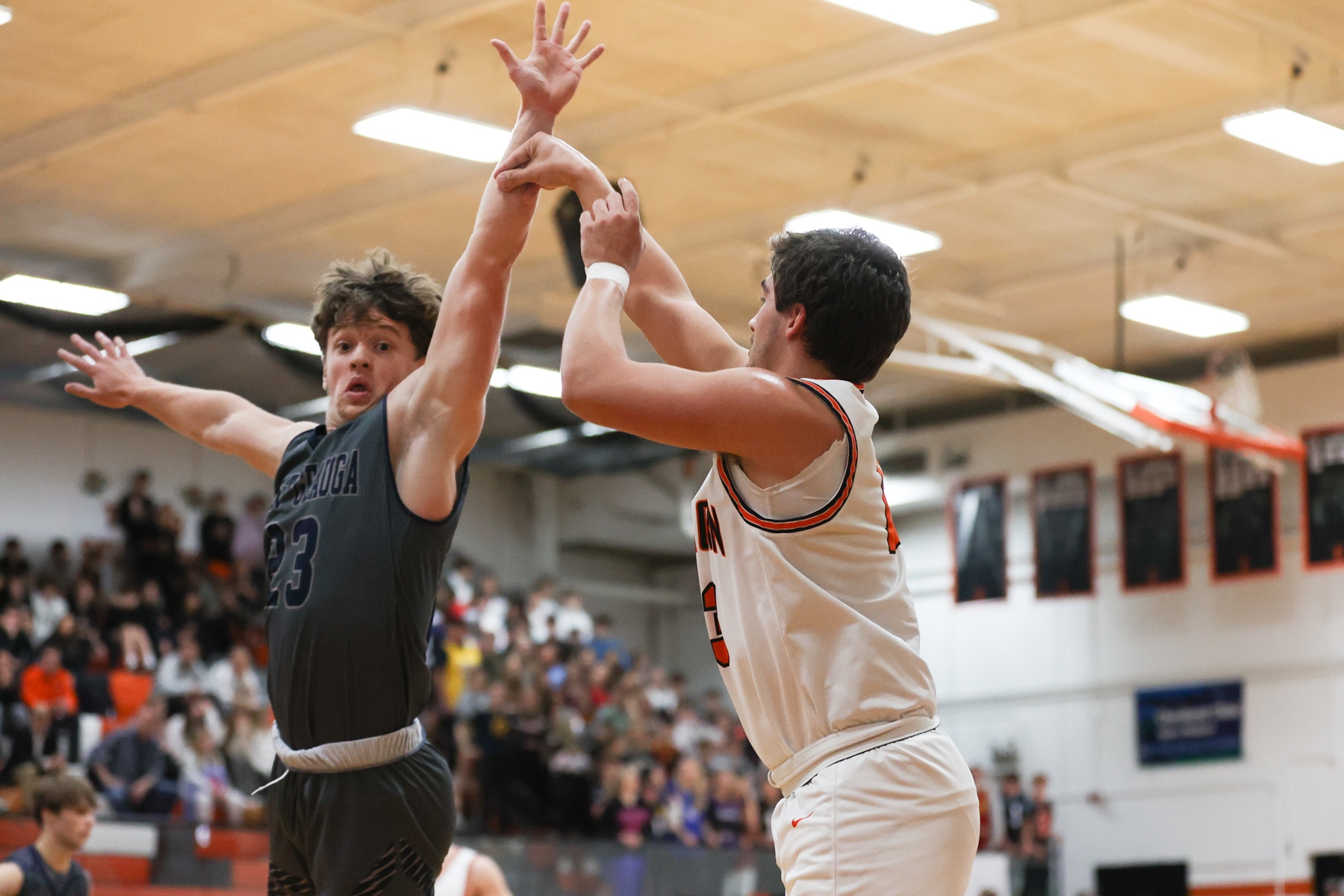 Chagrin Falls Off to Fast Start | Geauga County Maple Leaf