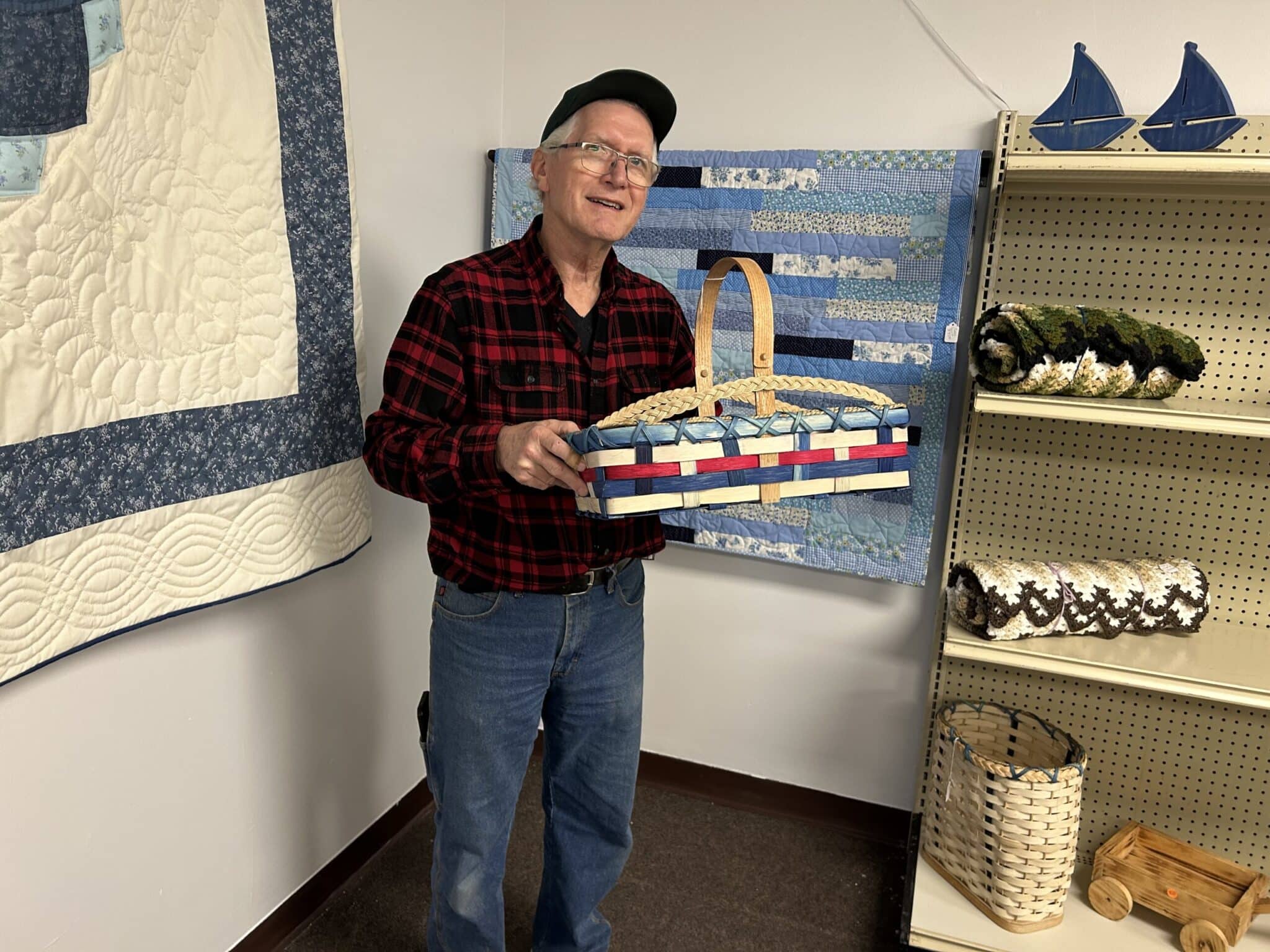 Amish Crafts, Amish History Partner on Nauvoo Road | Geauga County ...