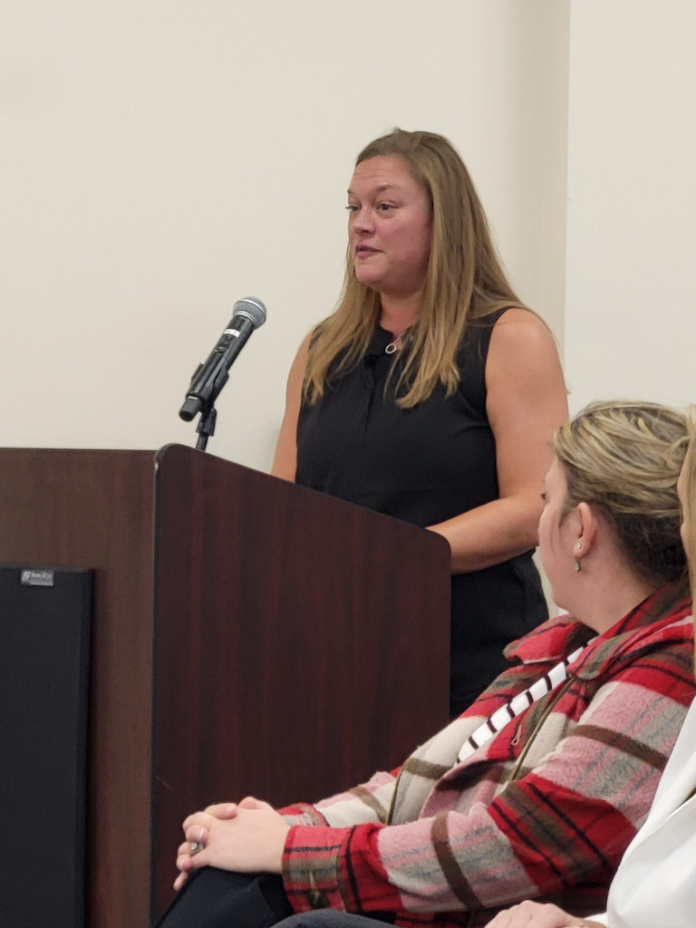 West G Gets ‘Sweeter’ with New Bee Club | Geauga County Maple Leaf