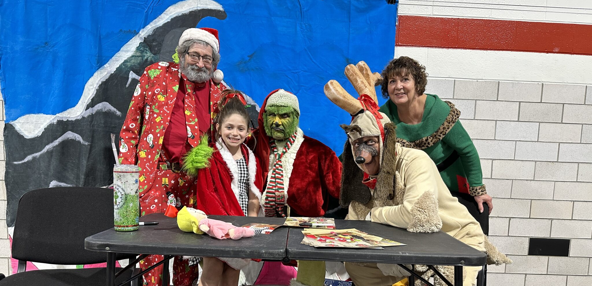 Oh No, Middlefield! The Grinch is Coming to Steal Christmas | Geauga ...