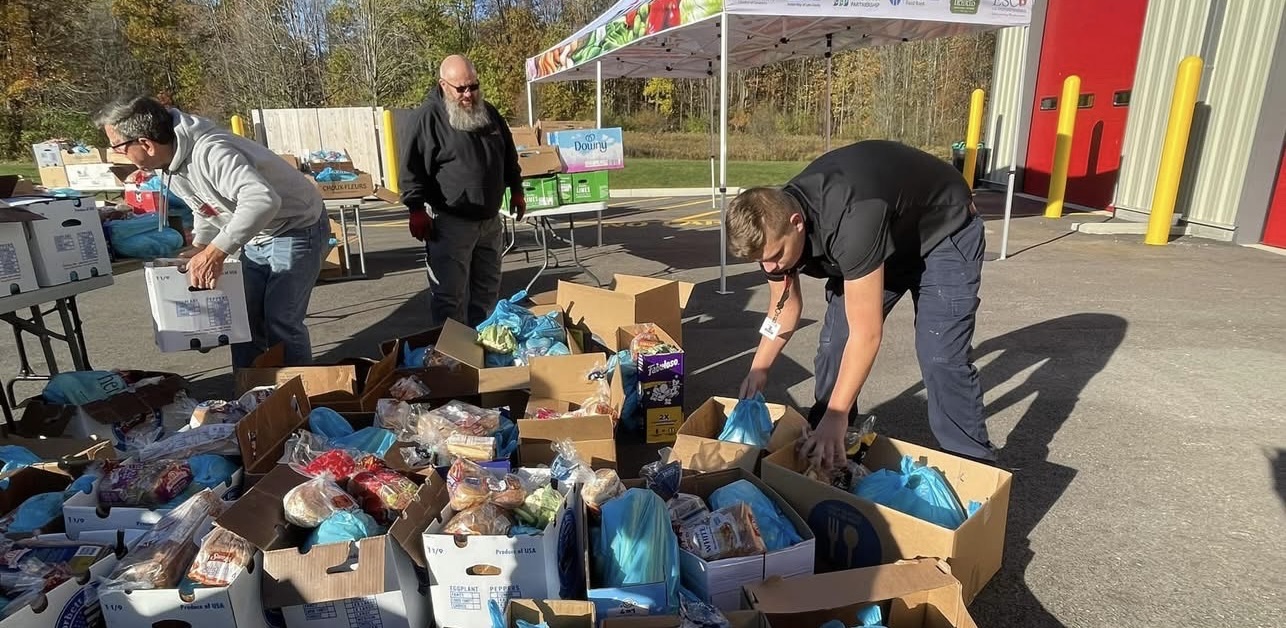 ACC Distributes 8,000 Pounds of Food in New Initiative | Geauga County ...